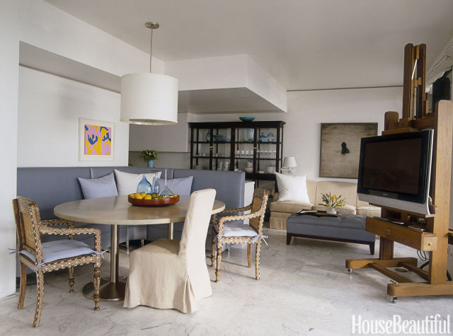 10 Interesting Ways to Display Your Television – Pickled Barrel