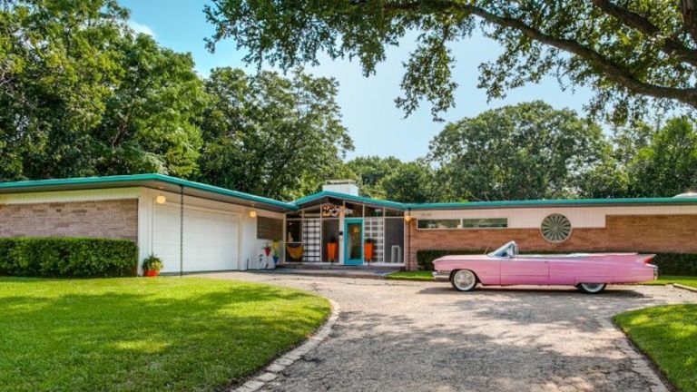 1950s 60s Style Houses This Cottage's Packed With '60s Charm, Like A